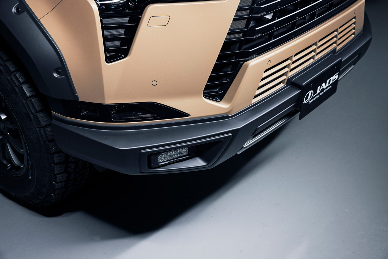 Bản độ Lexus GX 500 OVERTRAIL được trưng bày tại Tokyo